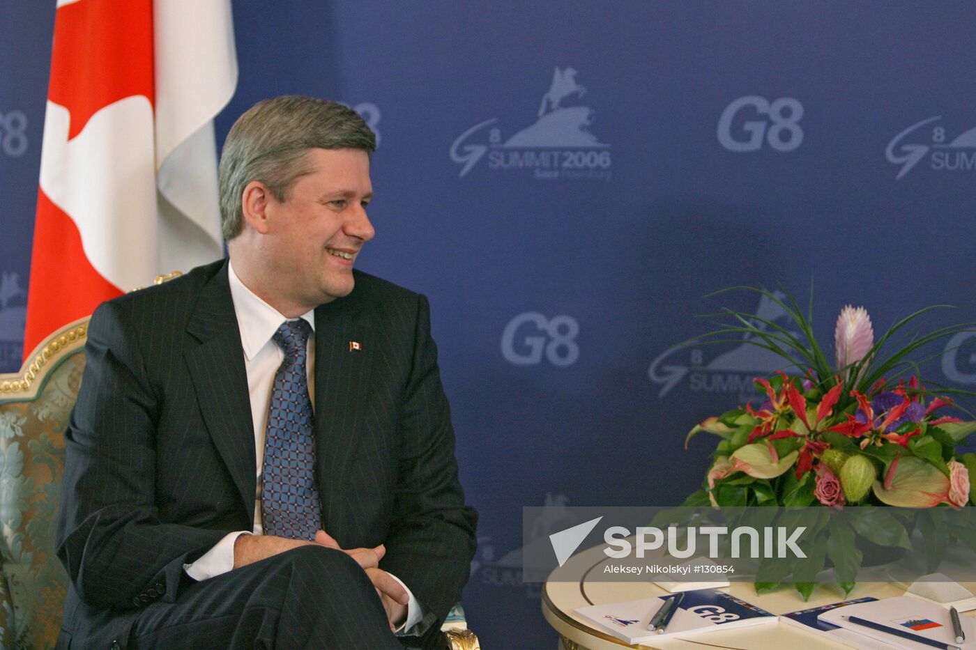MEETING OF VLADIMIR PUTIN WITH STEPHEN HARPER | Sputnik Mediabank