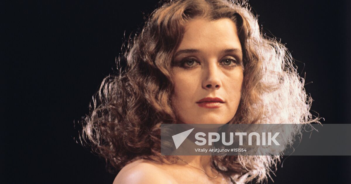 IRINA ALFEROVA ACTRESS | Sputnik Mediabank