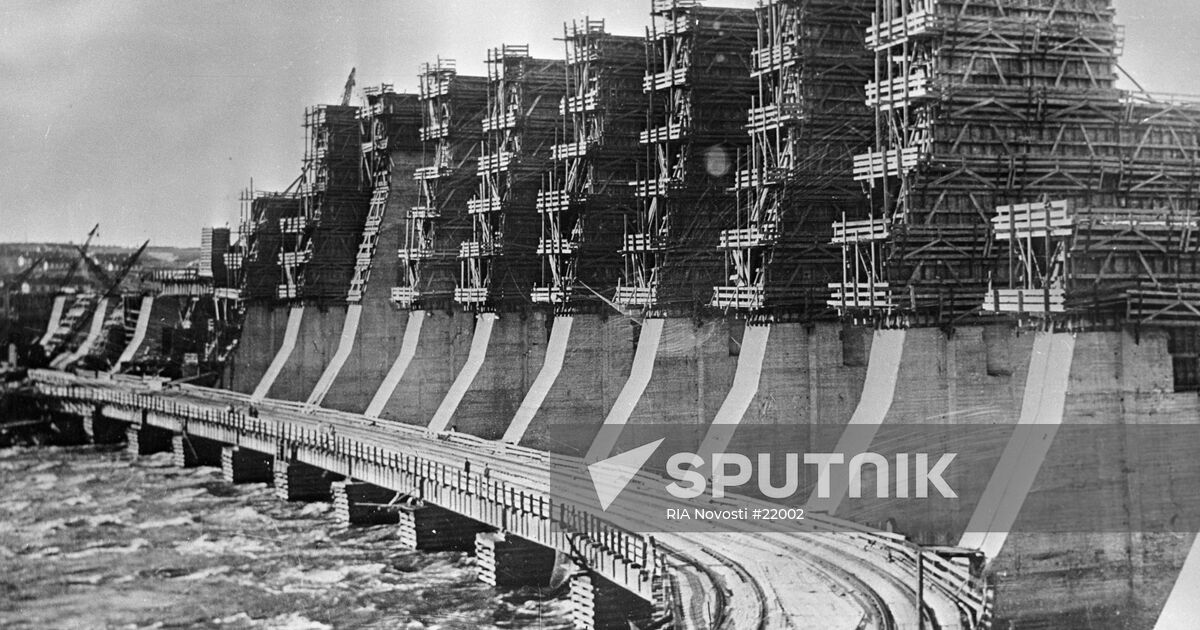 DNIEPER POWER DAM CONSTRUCTION | Sputnik Mediabank