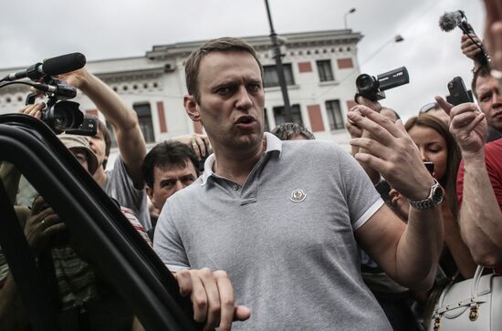 Alexei Navalny Arrives In Moscow Sputnik Mediabank