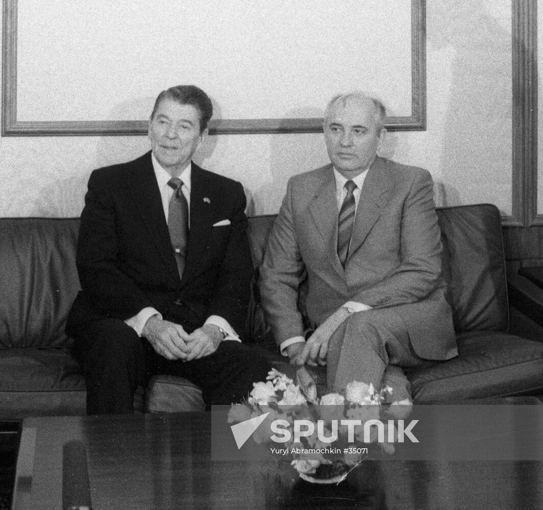 MIKHAIL GORBACHEV RONALD REAGAN | Sputnik Mediabank