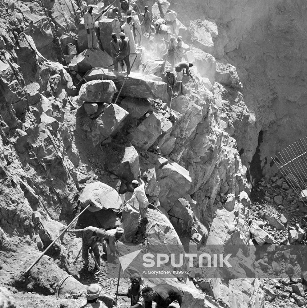 ROCK WORKS | Sputnik Mediabank