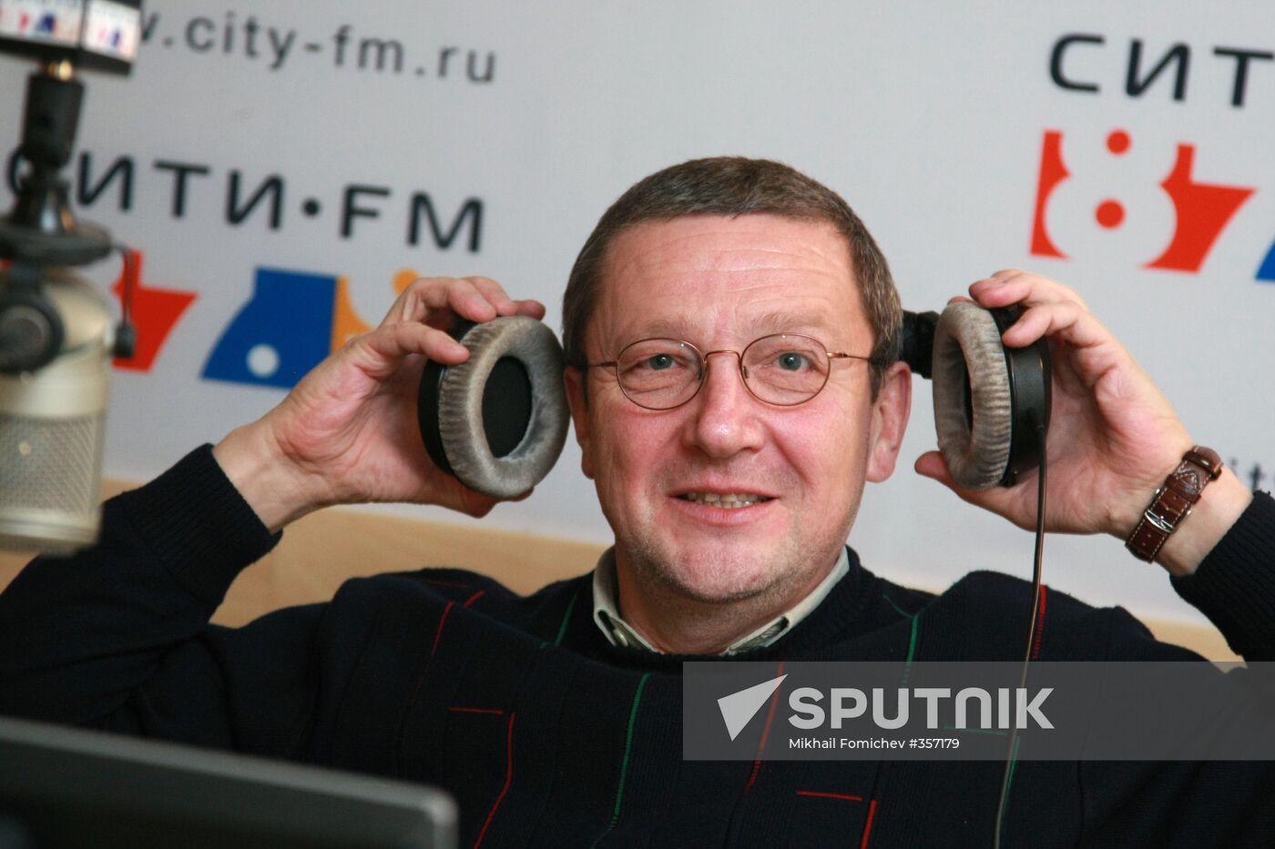 Alexander Gerasimov, editor-in-chief, City-FM radio station | Sputnik ...