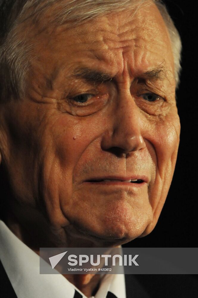 Irina Antonova, Marlen Khutsiyev | Sputnik Mediabank