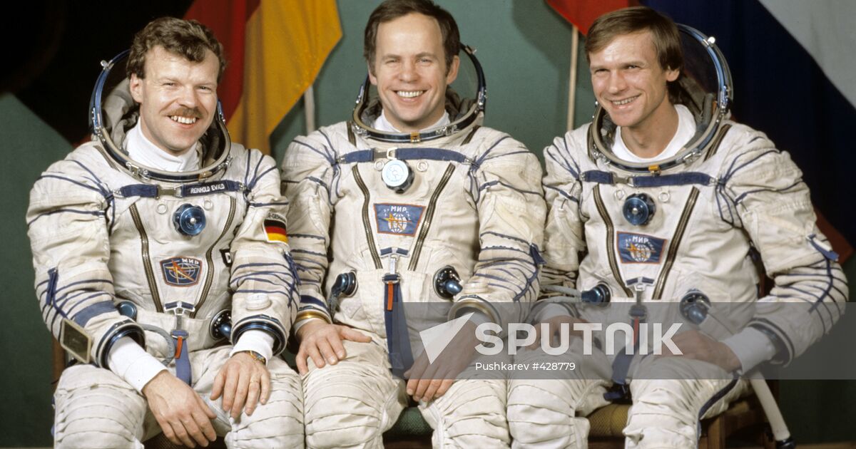 Reinhold Ewald, Anatoly Solovyov, Sergei Avdeyev | Sputnik Mediabank