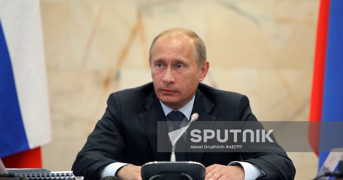 Russian Prime Minister Vladimir Putin visits town of Mirny | Sputnik ...