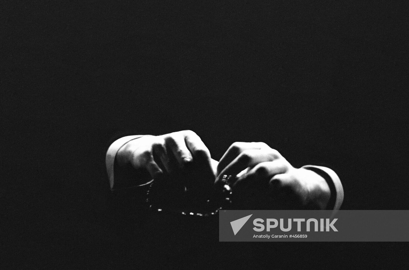 "The Hands of the City Fathers" | Sputnik Mediabank