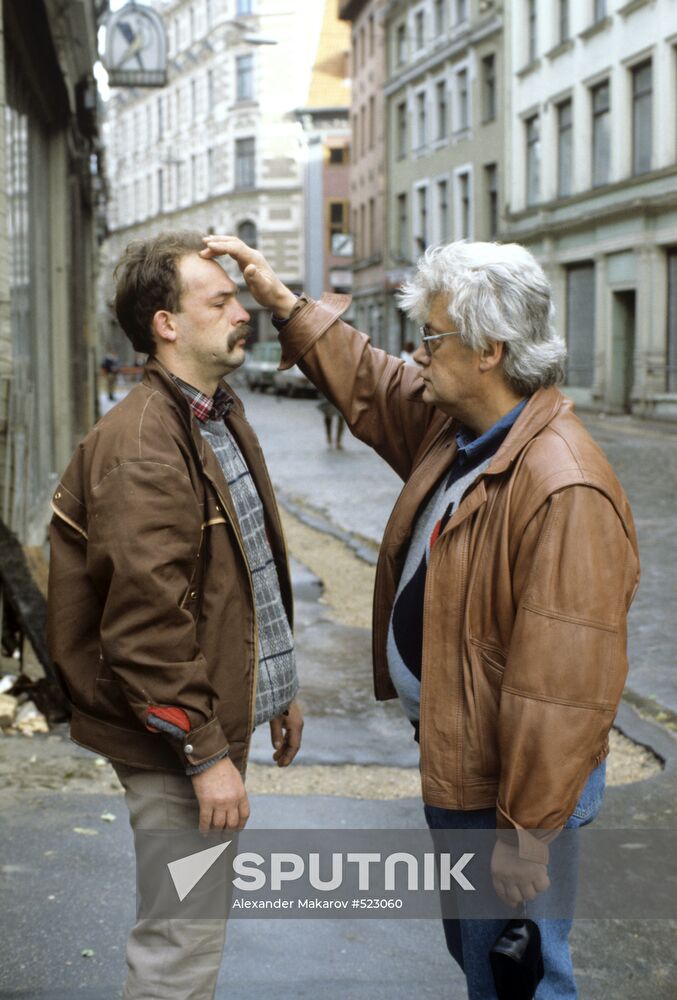 Alan Chumak and his patient | Sputnik Mediabank