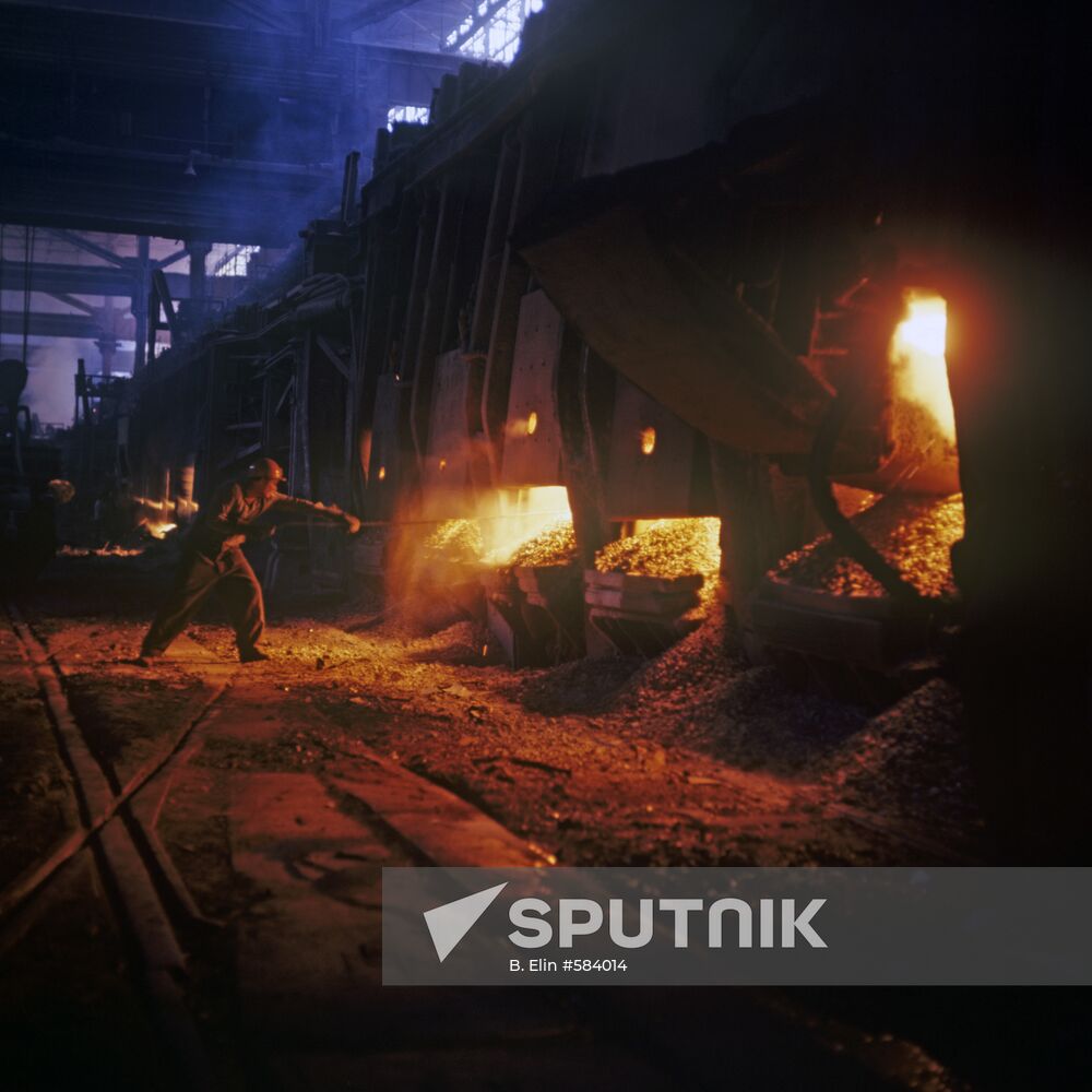 Steel pour | Sputnik Mediabank