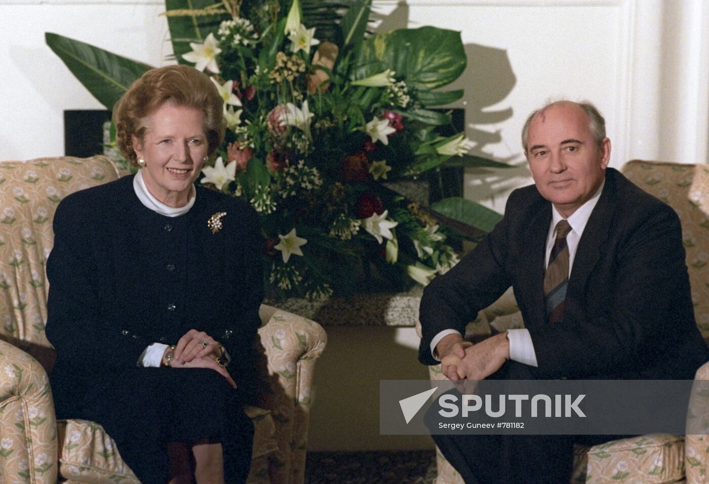 Margaret Thatcher and Mikhail Gorbachev | Sputnik Mediabank