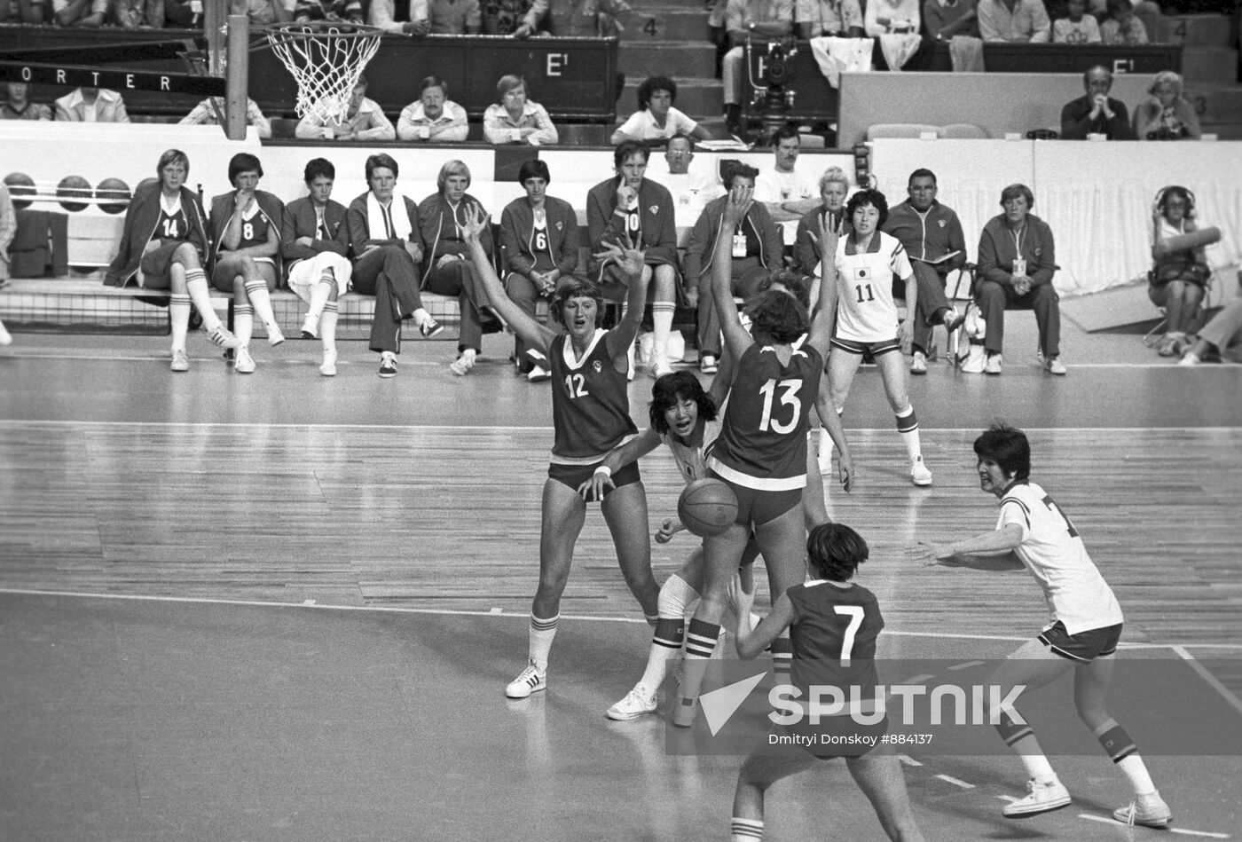 Basketball players of the USSR national women's team | Sputnik Mediabank