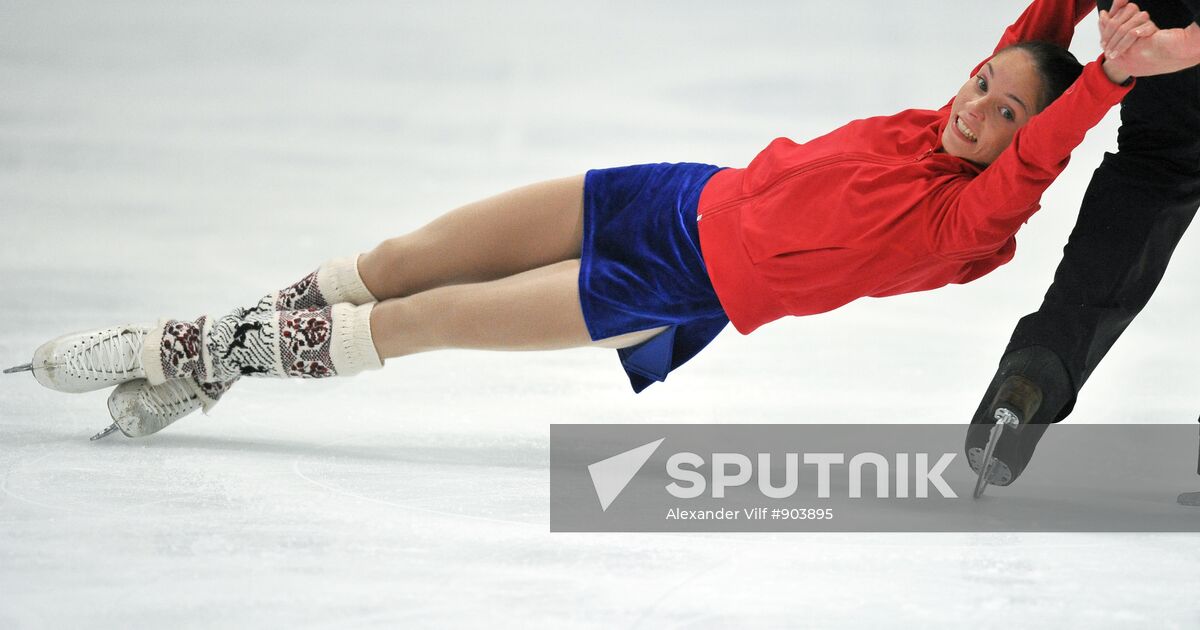 Vera Bazarova and Yury Larionov | Sputnik Mediabank