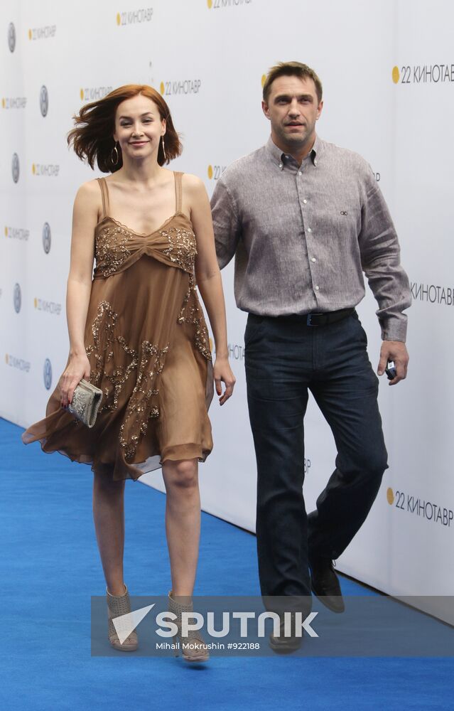 Vladimir Vdovichenkov with wife Olga Filippova | Sputnik Mediabank