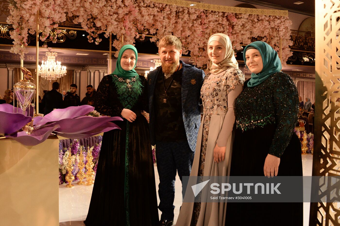 Fashion show by chief designer of Firdaws Fashion House Aishat Kadyrova in Grozny | Sputnik ...