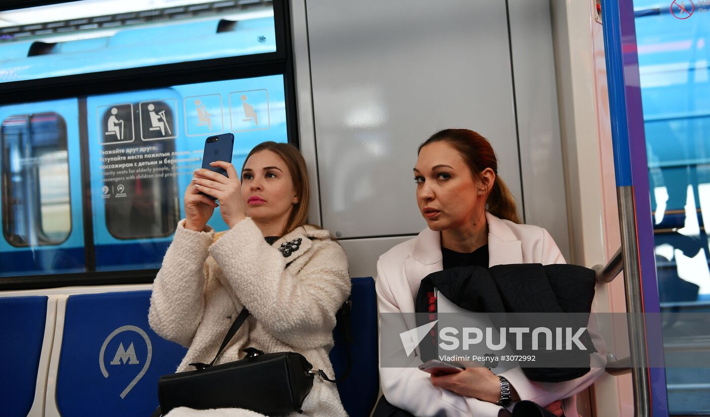 New Moskva trains begin transit on Line Seven | Sputnik Mediabank