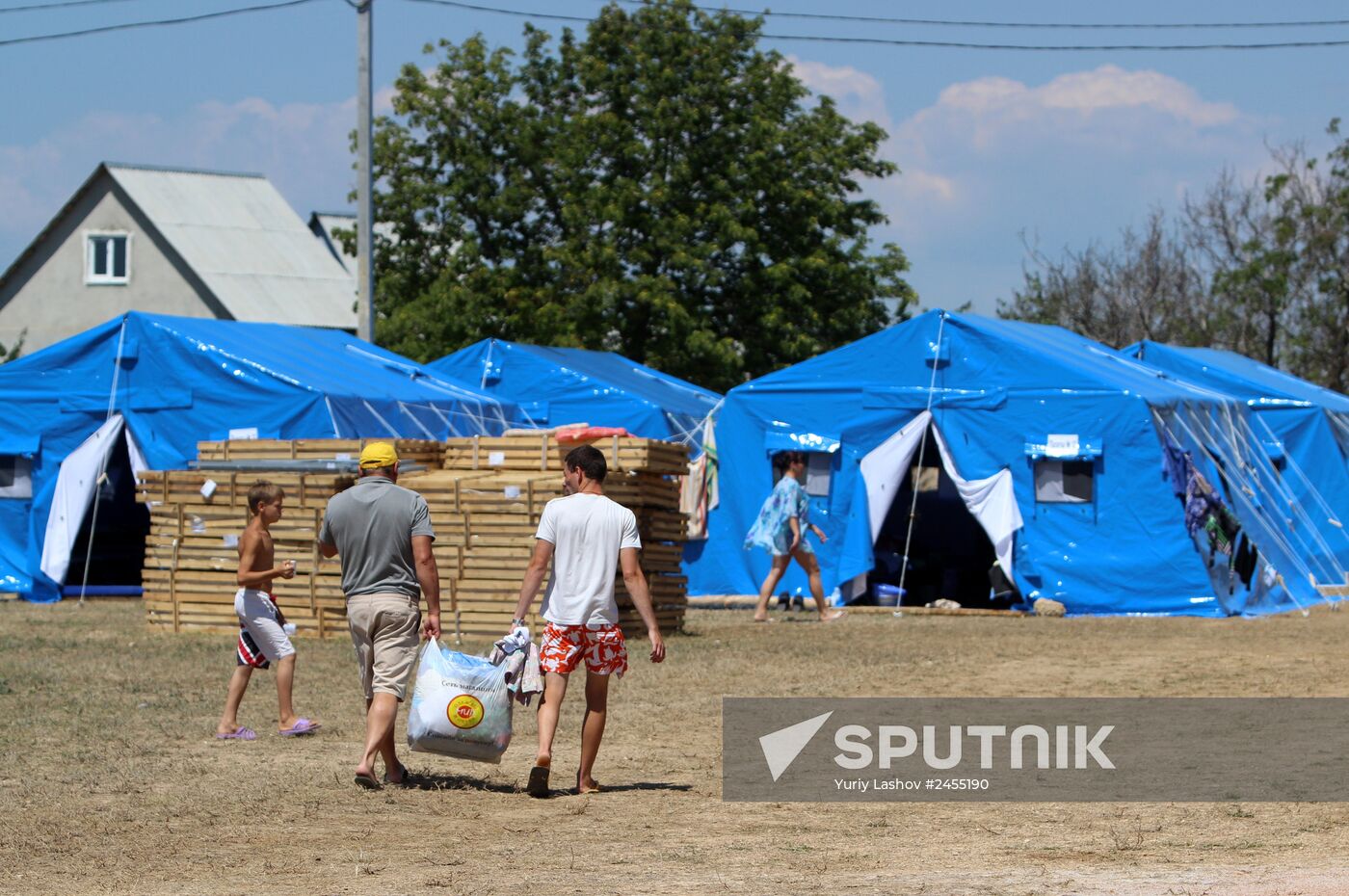 Tent camp in Sevastopol for refugees from Donbass | Sputnik Mediabank