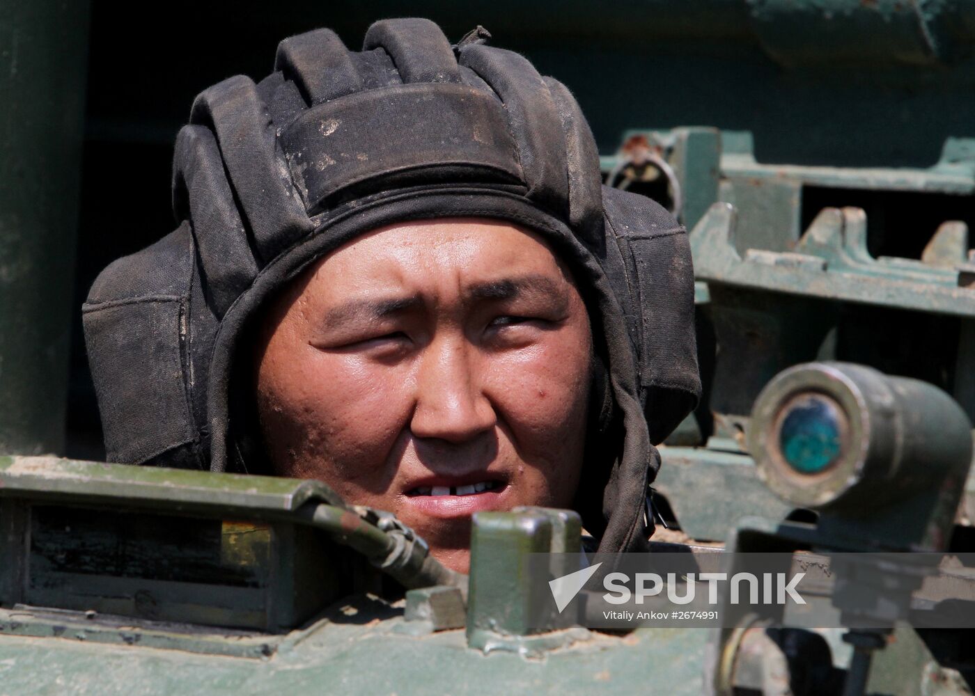 Tank units exercise of 5th Combined Arms Army of Eastern Military District | Sputnik Mediabank