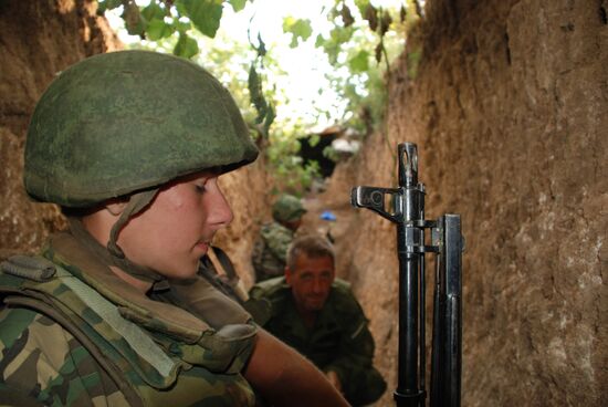 Soldiers of 1st Slavic Brigade of DPR Militia in position near contact ...