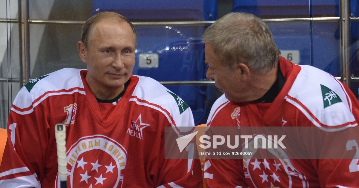 President Vladimir Putin meets with students and teachers of Sirius ...