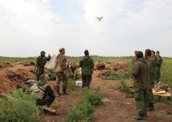 Soldiers of 1st Slavic Brigade of DPR Militia in position near contact ...