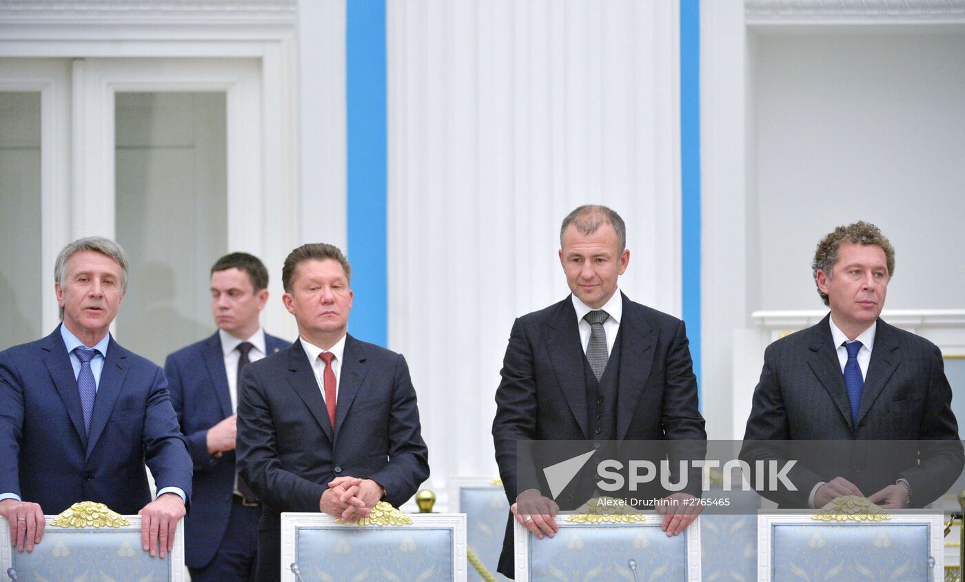 President Putin meets with Russian business community representatives ...