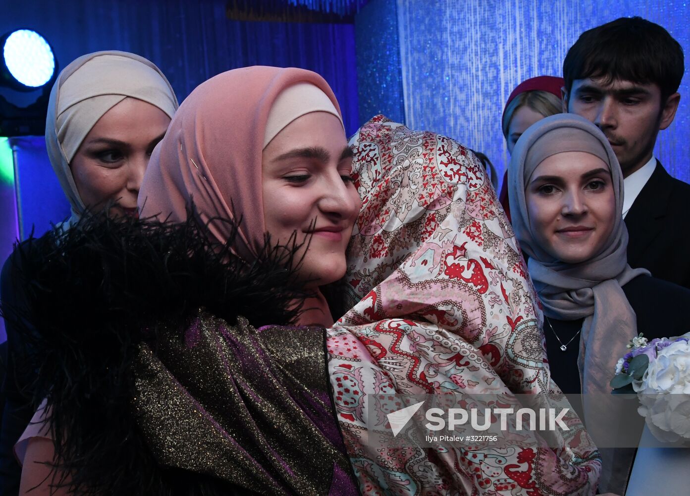 Firdaws fashion house shows new collection | Sputnik Mediabank