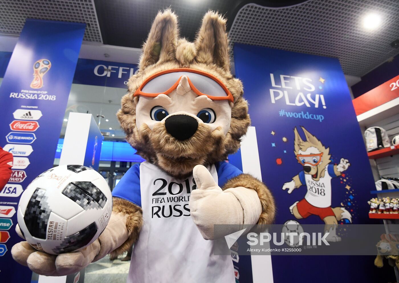 Official 2018 FIFA World Cup souvenirs store opens in Moscow | Sputnik ...
