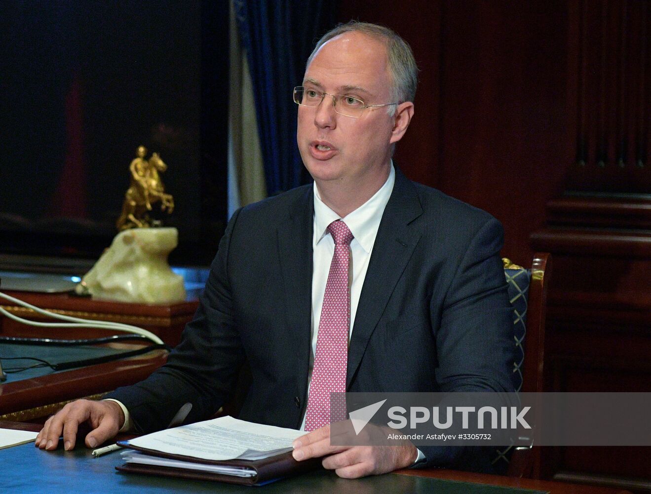 Prime Minister Dmitry Medvedev meets with Director General of Russian Direct Investment Fund ...