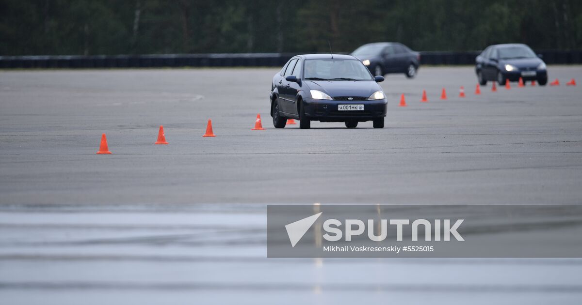 Defensive driving lessons | Sputnik Mediabank