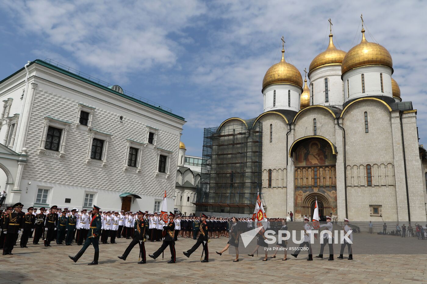 Graduation ceremony of Moscow military schools on Cathedral Square in ...
