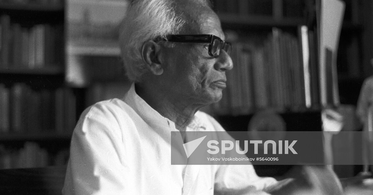 Sri Lankan writer Martin Wickramasinghe | Sputnik Mediabank