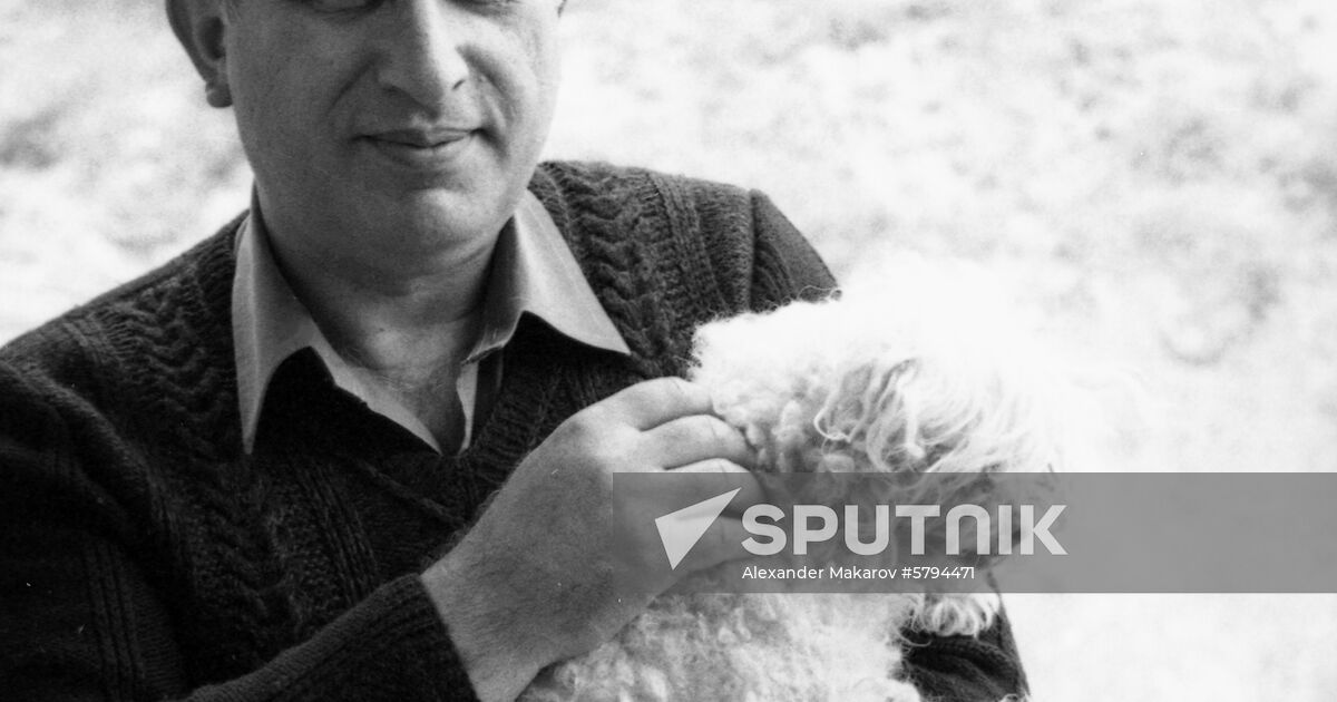 Soviet artist Iosif Samsonadze | Sputnik Mediabank