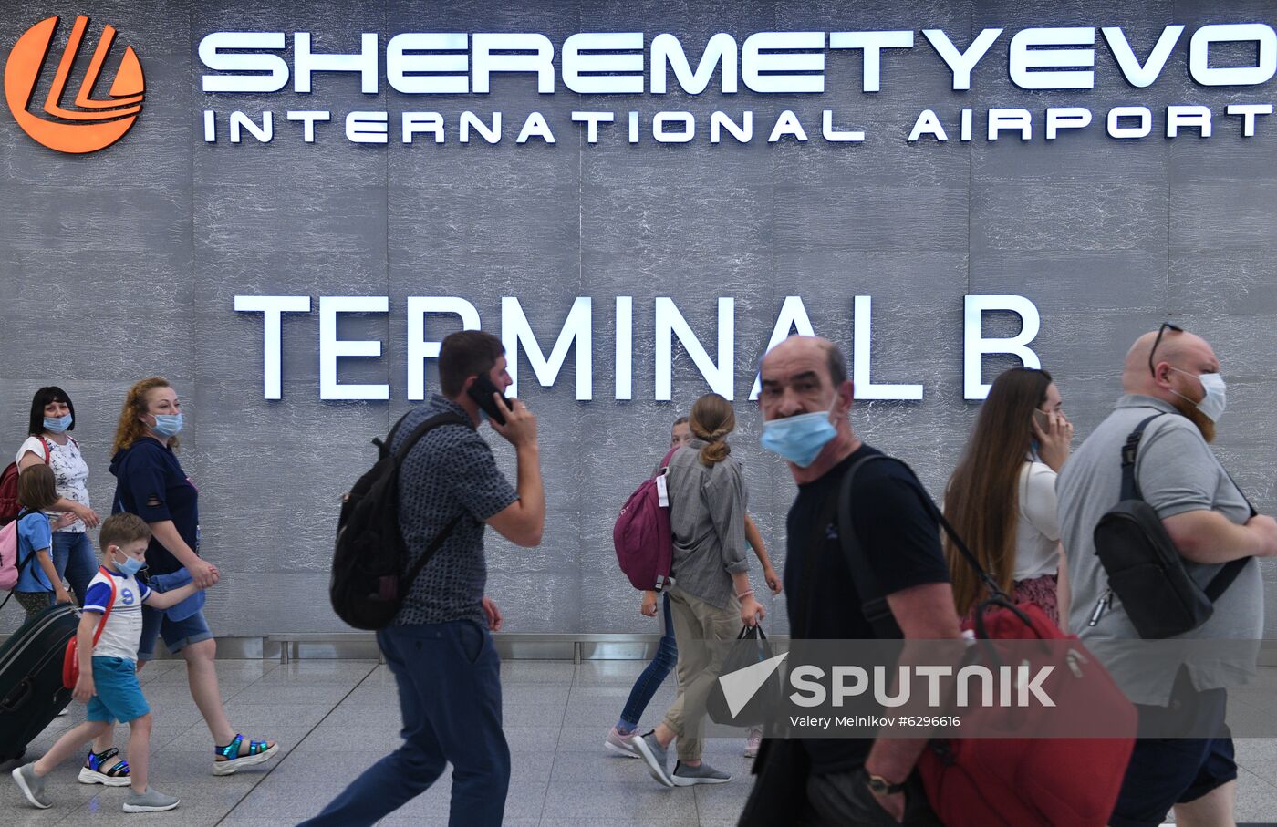 Russia Lockdown Ease | Sputnik Mediabank