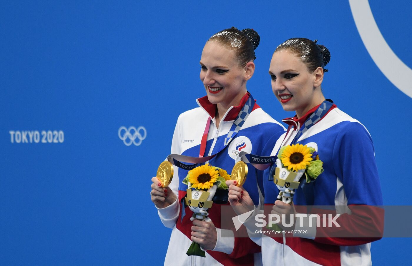 Japan Olympics 2020 Artistic Swimming Duet Free Routine | Sputnik Mediabank