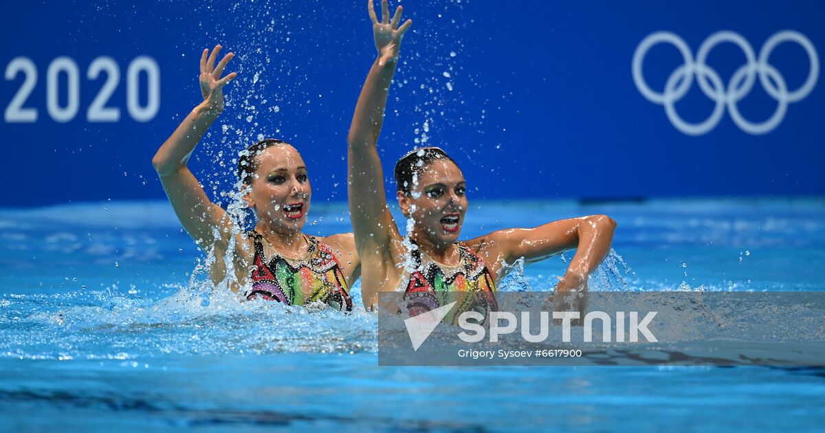 Japan Olympics 2020 Artistic Swimming Duet Free Routine | Sputnik Mediabank