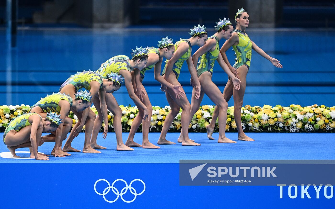 Japan Olympics 2020 Artistic Swimming Team Free Routine | Sputnik Mediabank