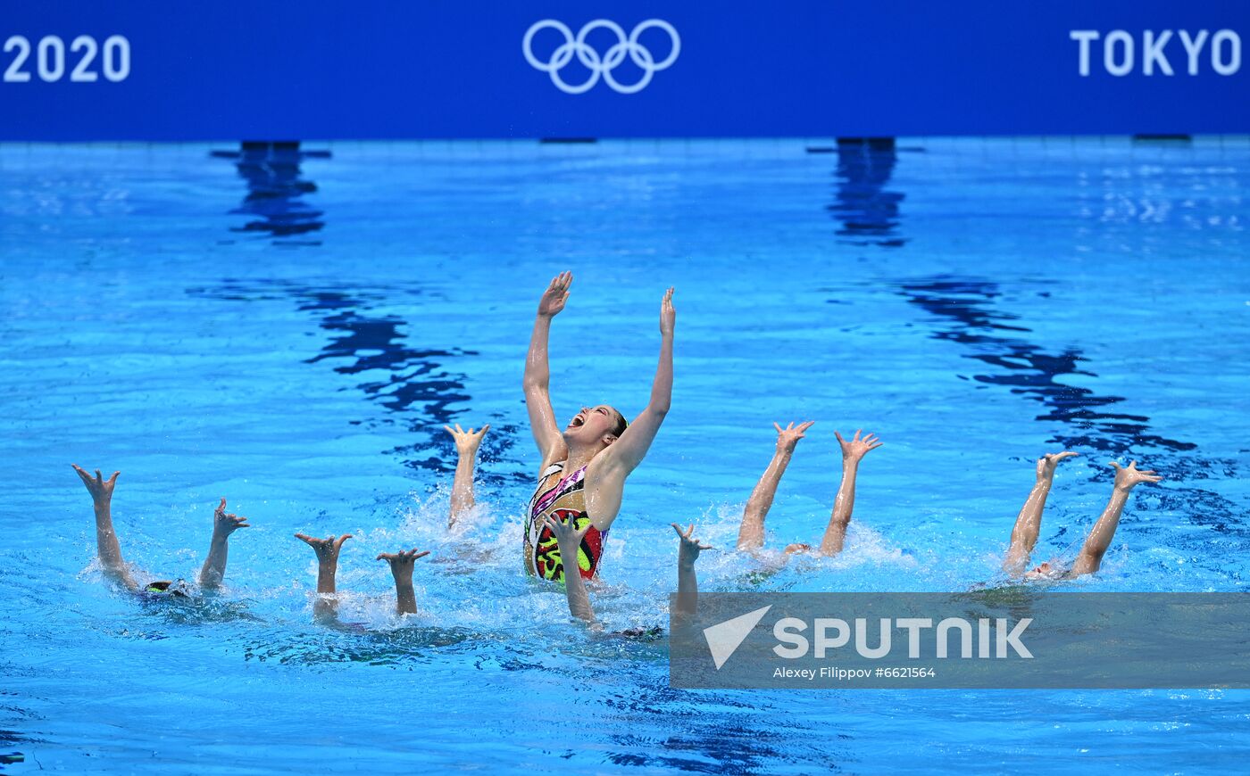 Japan Olympics 2020 Artistic Swimming Team Free Routine | Sputnik Mediabank