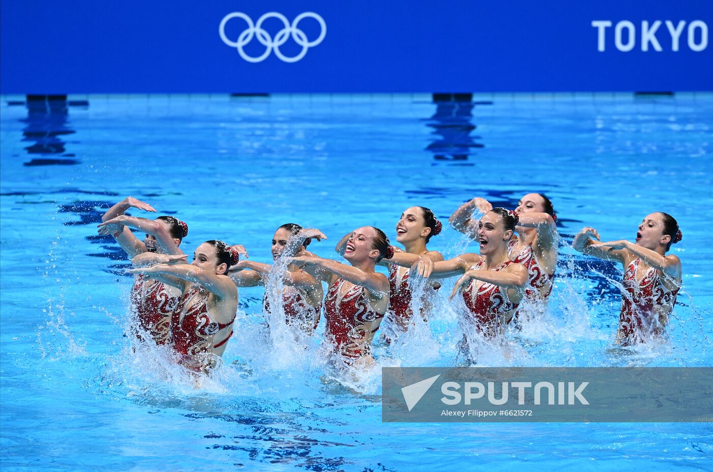Japan Olympics 2020 Artistic Swimming Team Free Routine | Sputnik Mediabank