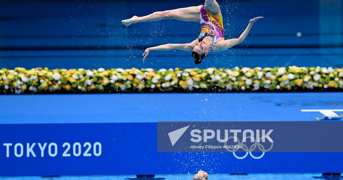 Japan Olympics 2020 Artistic Swimming Team Free Routine | Sputnik Mediabank