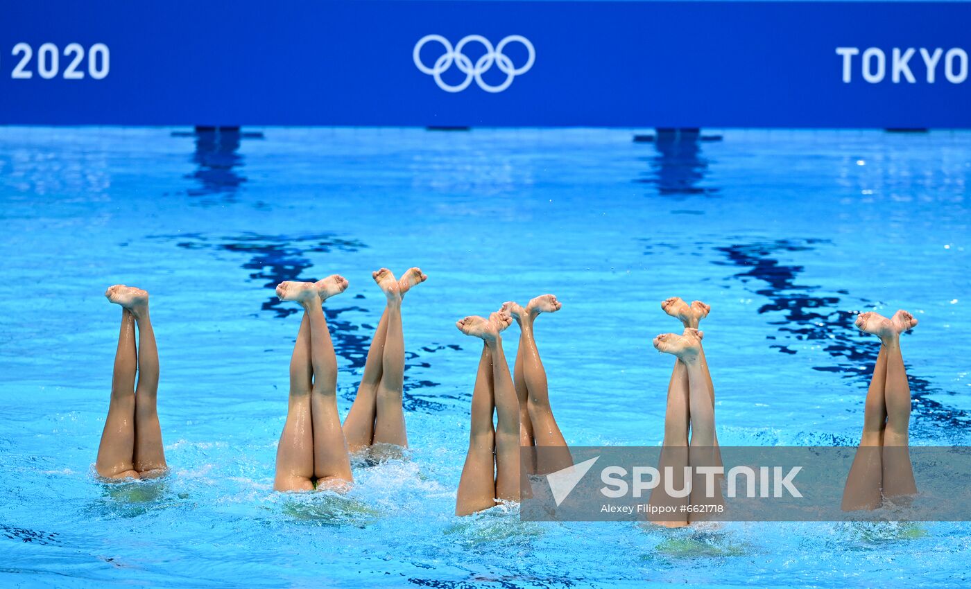 Japan Olympics 2020 Artistic Swimming Team Free Routine | Sputnik Mediabank