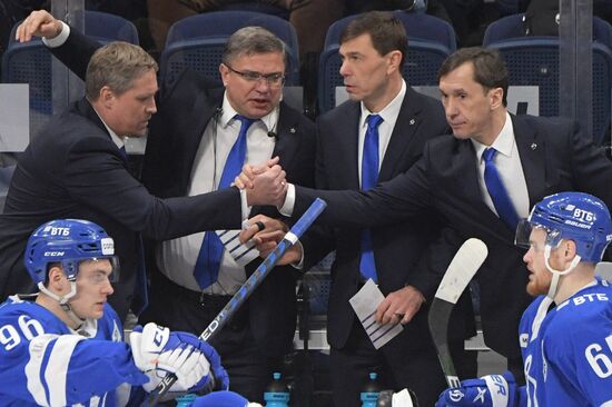 Russia Ice Hockey Kontinental League Dynamo - Salavat Yulaev | Sputnik ...