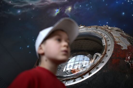 Russia Cosmonautics Day Space Capsule | Sputnik Mediabank