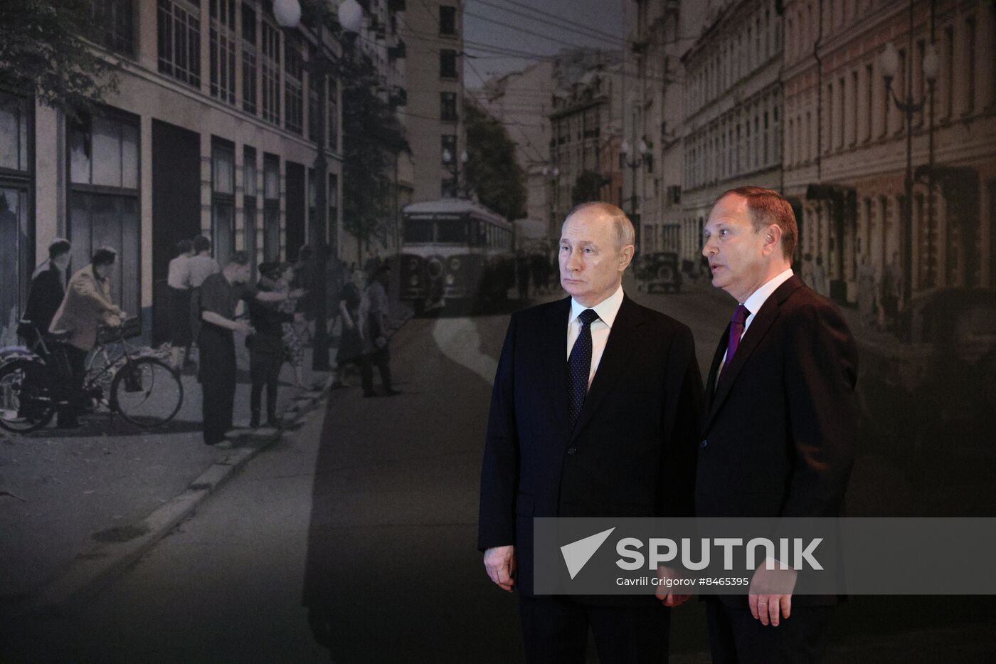 Russia Putin WWII Victims Remembrance Day Victory Museum | Sputnik ...